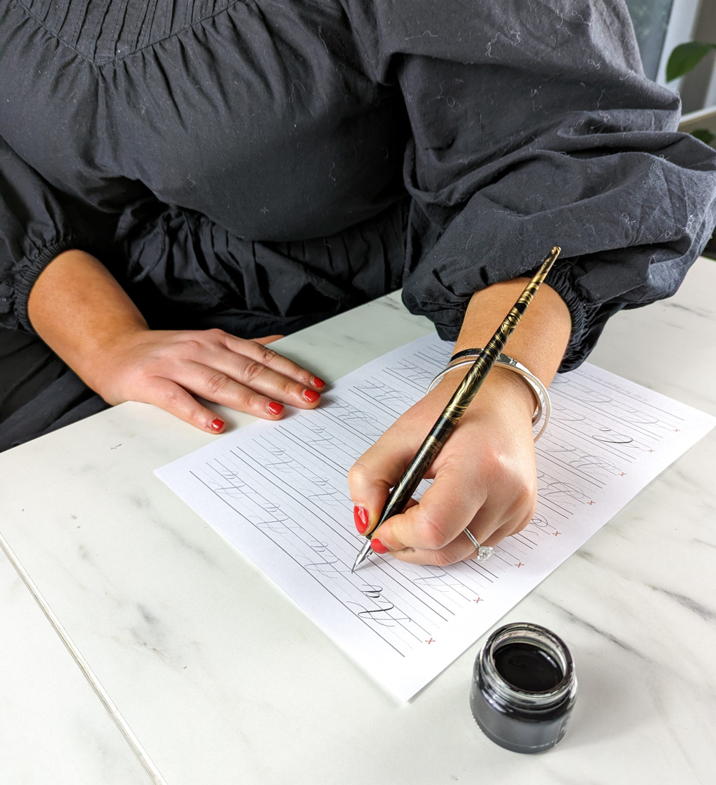 Yes, lefties can write calligraphy too! - thecalligraphybox.com